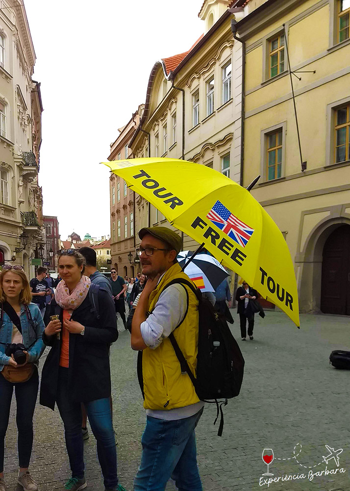O que é Free Walking Tour? Vale a pena incluir no roteiro ...
