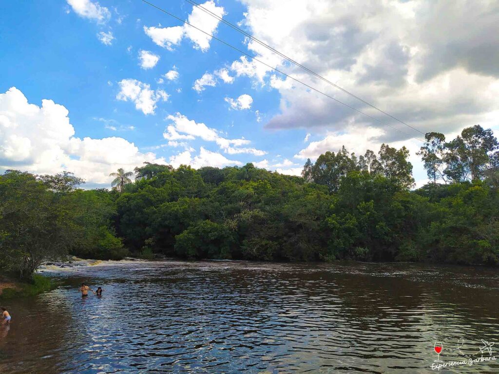 Rafting, tirolesa e day use em Brotas com a Alaya | Experiência Barbara